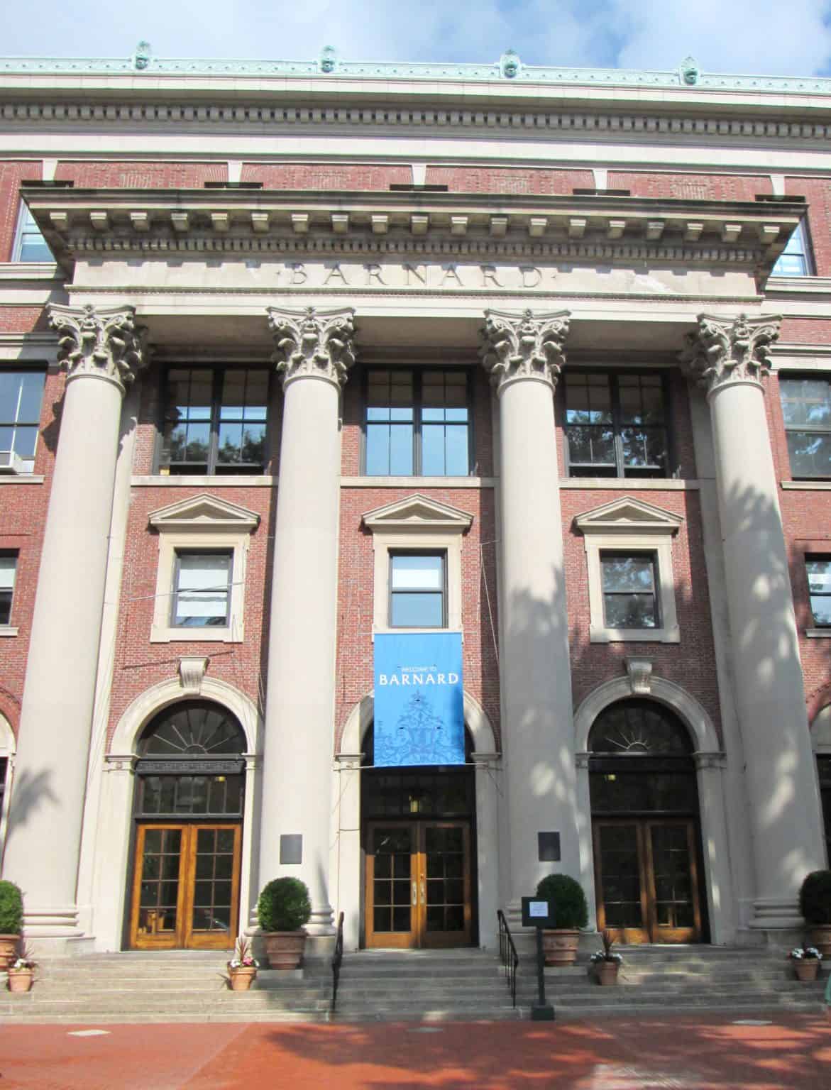17 Colleges With Free Tuition
