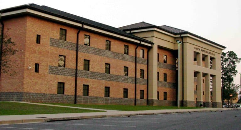 Top 8 Best Online And On-Campus Colleges In Alabama 2021